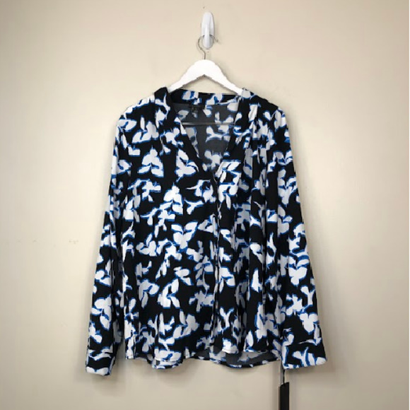 Halogen | Tops | Halogen Women Charli Floral Long Sleeve Vneck Button ...